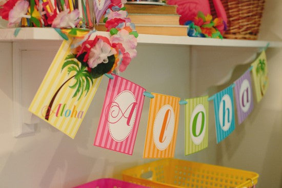 Aloha Banner | Luau | Schoolgirl Style