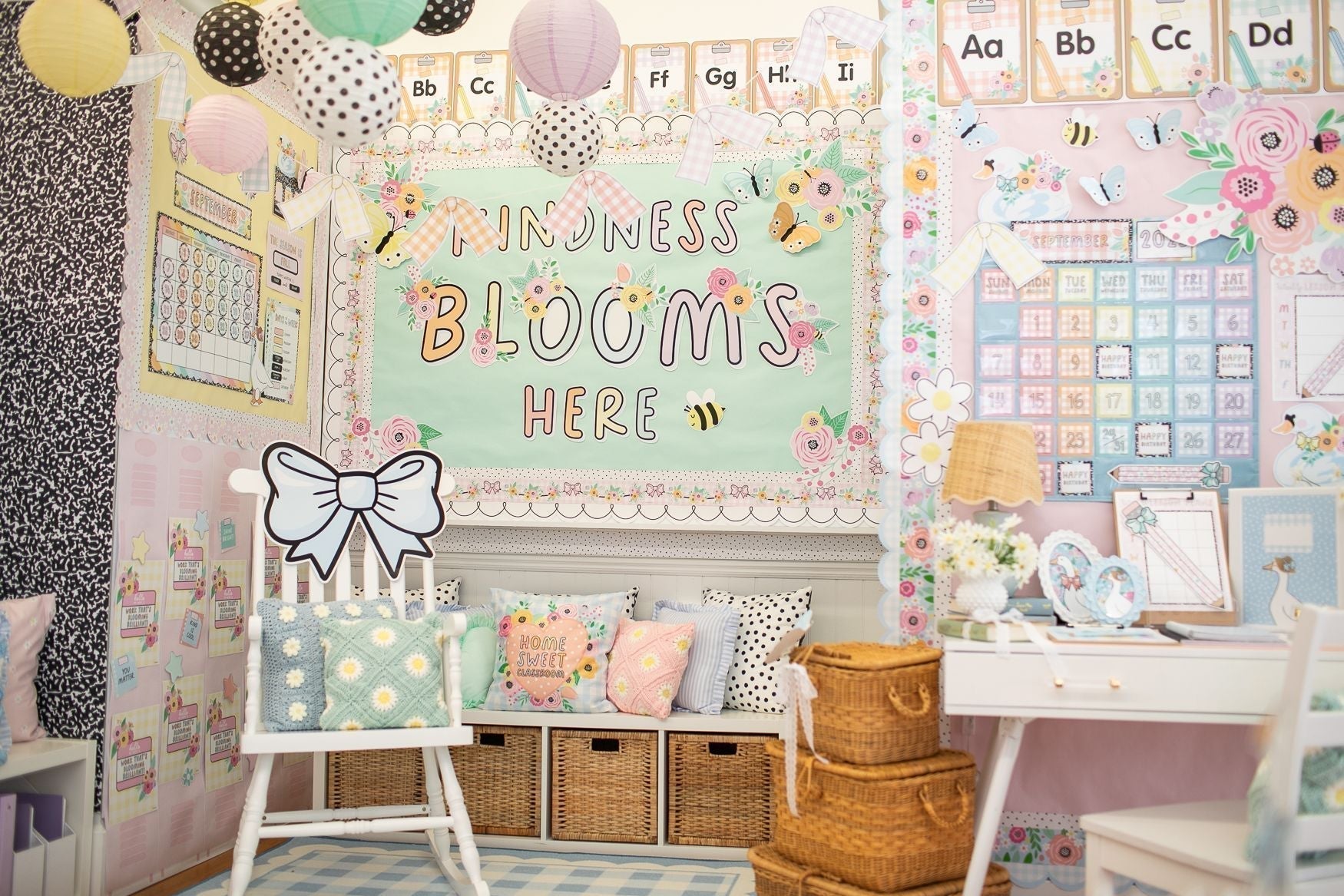 Pretty in Pastel 2025 Classroom Decor Collection – Schoolgirl Style