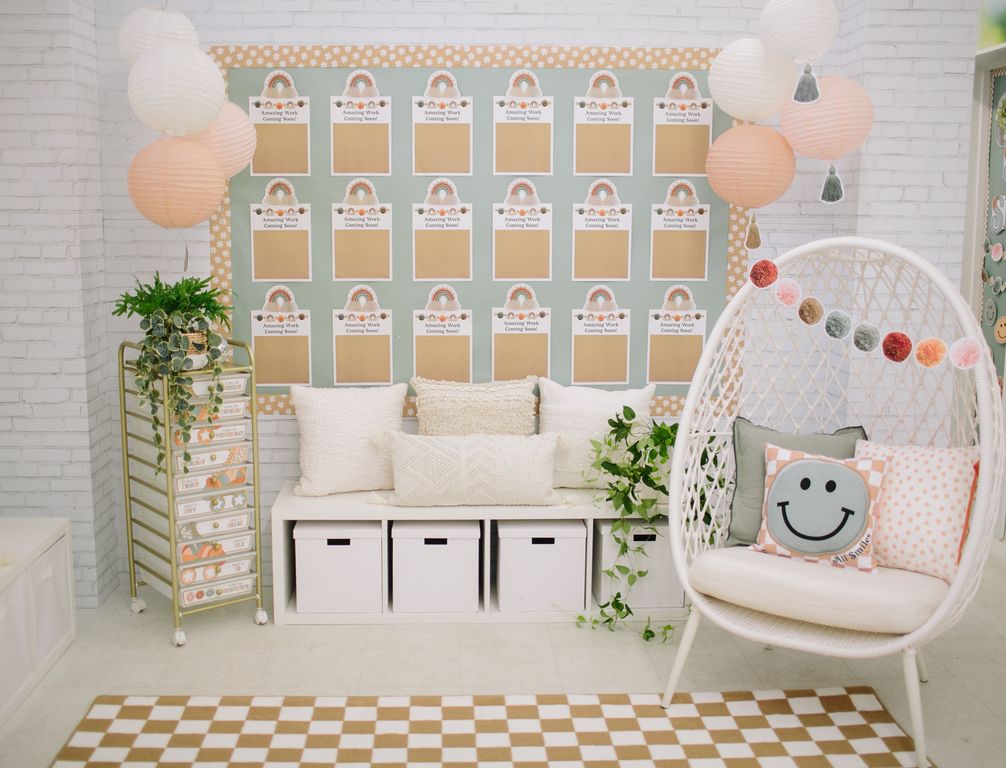 Shake Yor Groove Thing Classroom Decor – Schoolgirl Style