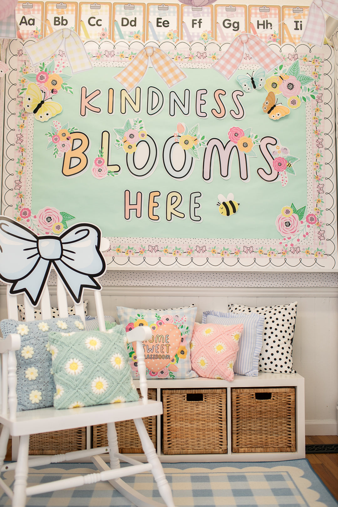 Pastel Floral Classroom Decor- Pretty In Pastel Lookbook – Schoolgirl Style