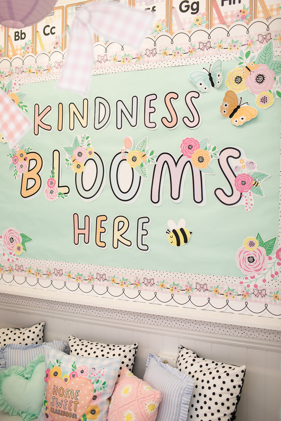 The Pretty in Pastel Collection Pre-Printed Classroom Decor Bundle ...