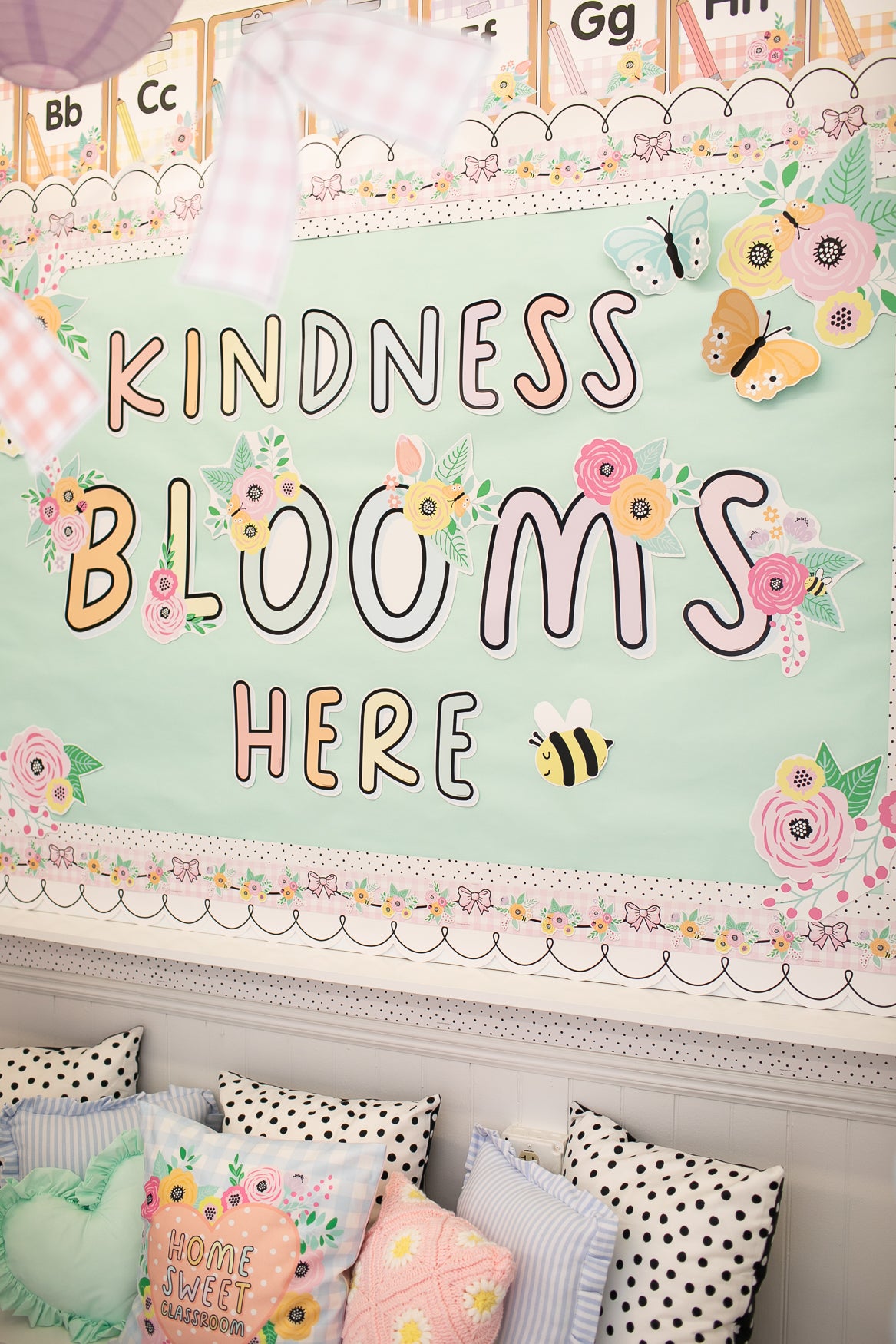 Pastel Classroom Decor | Pretty In Pastel – Schoolgirl Style