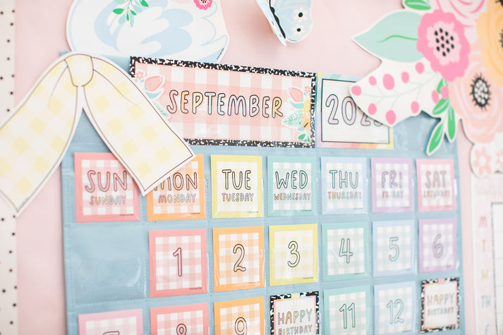 Printable Pastel Pocket Chart Calendar | Pretty in Pastel – Schoolgirl ...