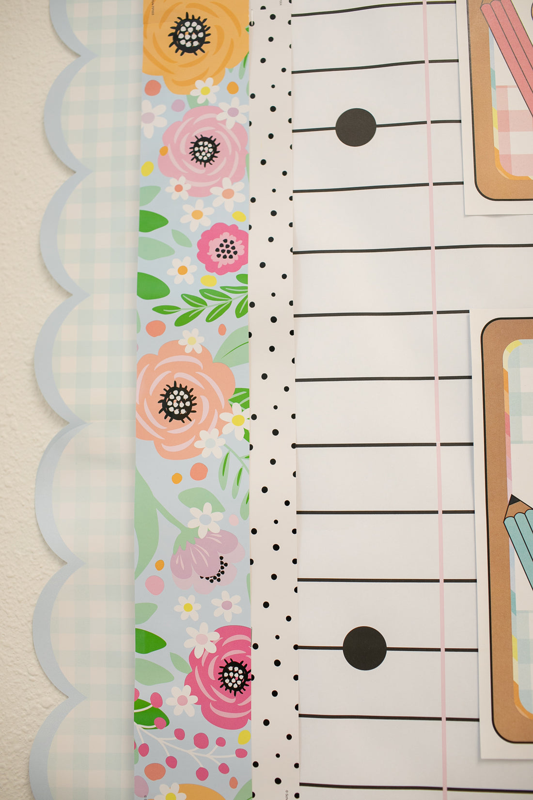 Loose-Leaf Notebook Bulletin Board Paper for Classrooms – Schoolgirl Style