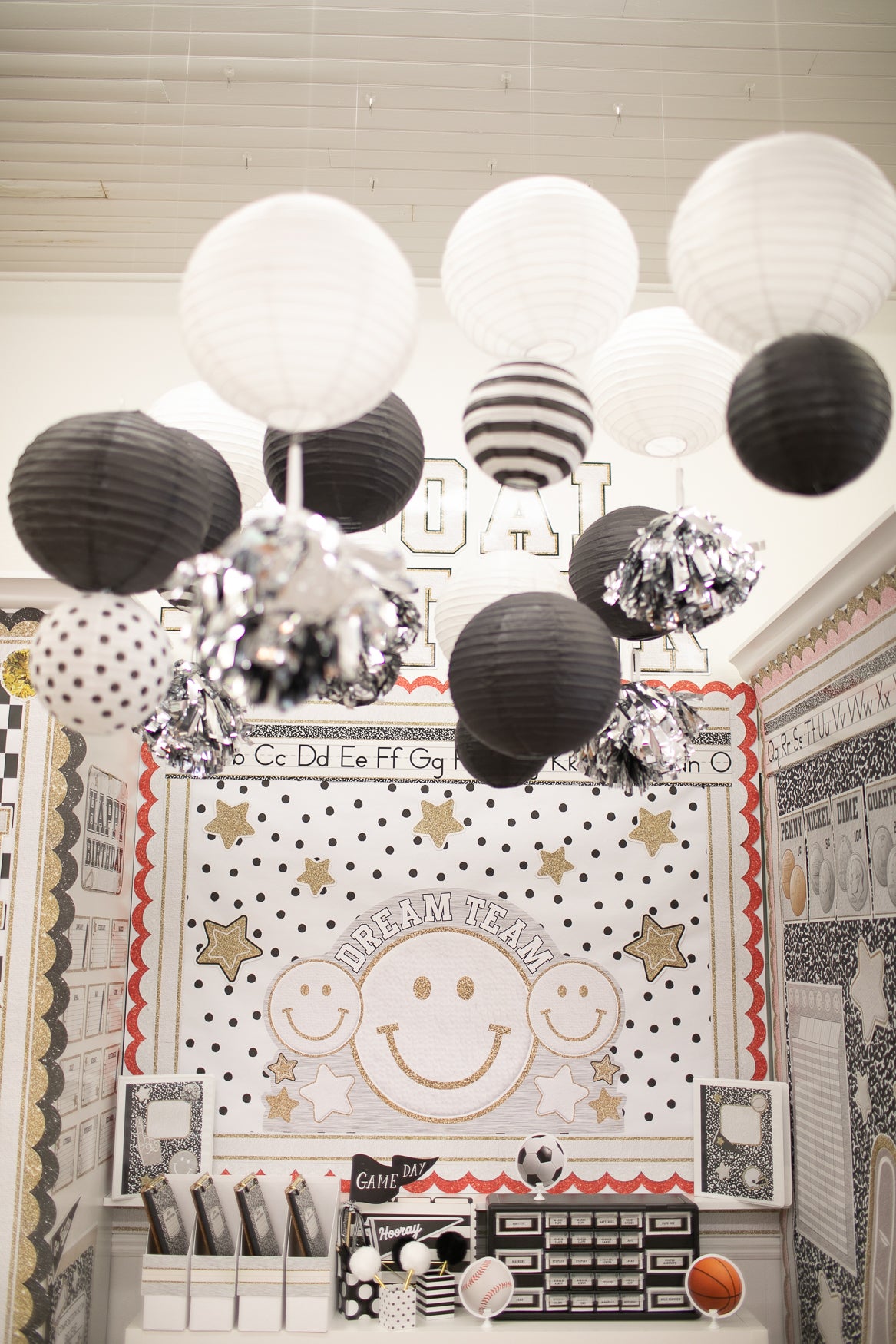 Black and White Classroom Decor- School Spirit Lookbook – Schoolgirl Style