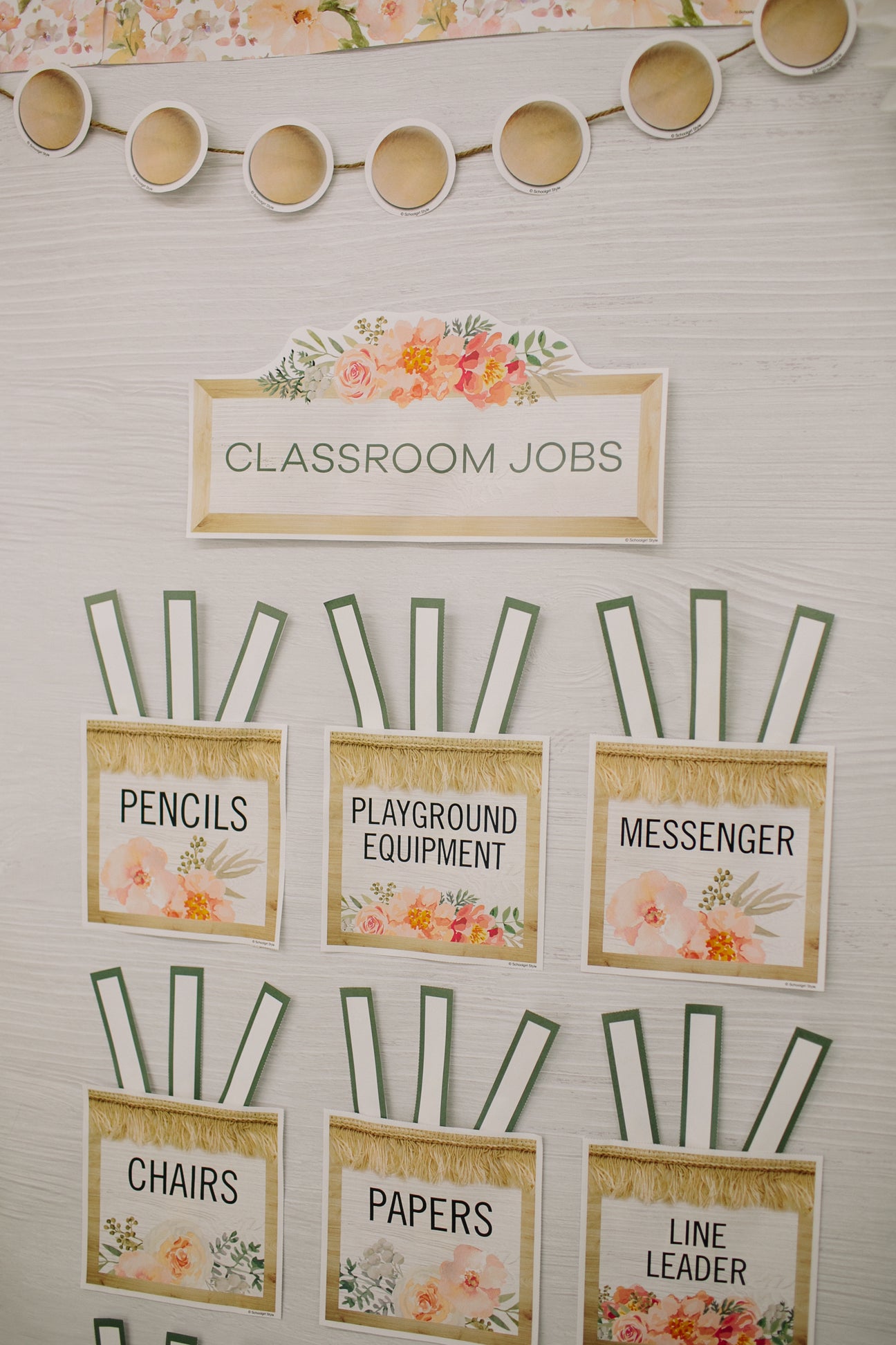 Coral Floral Dream Classroom Decor – Schoolgirl Style