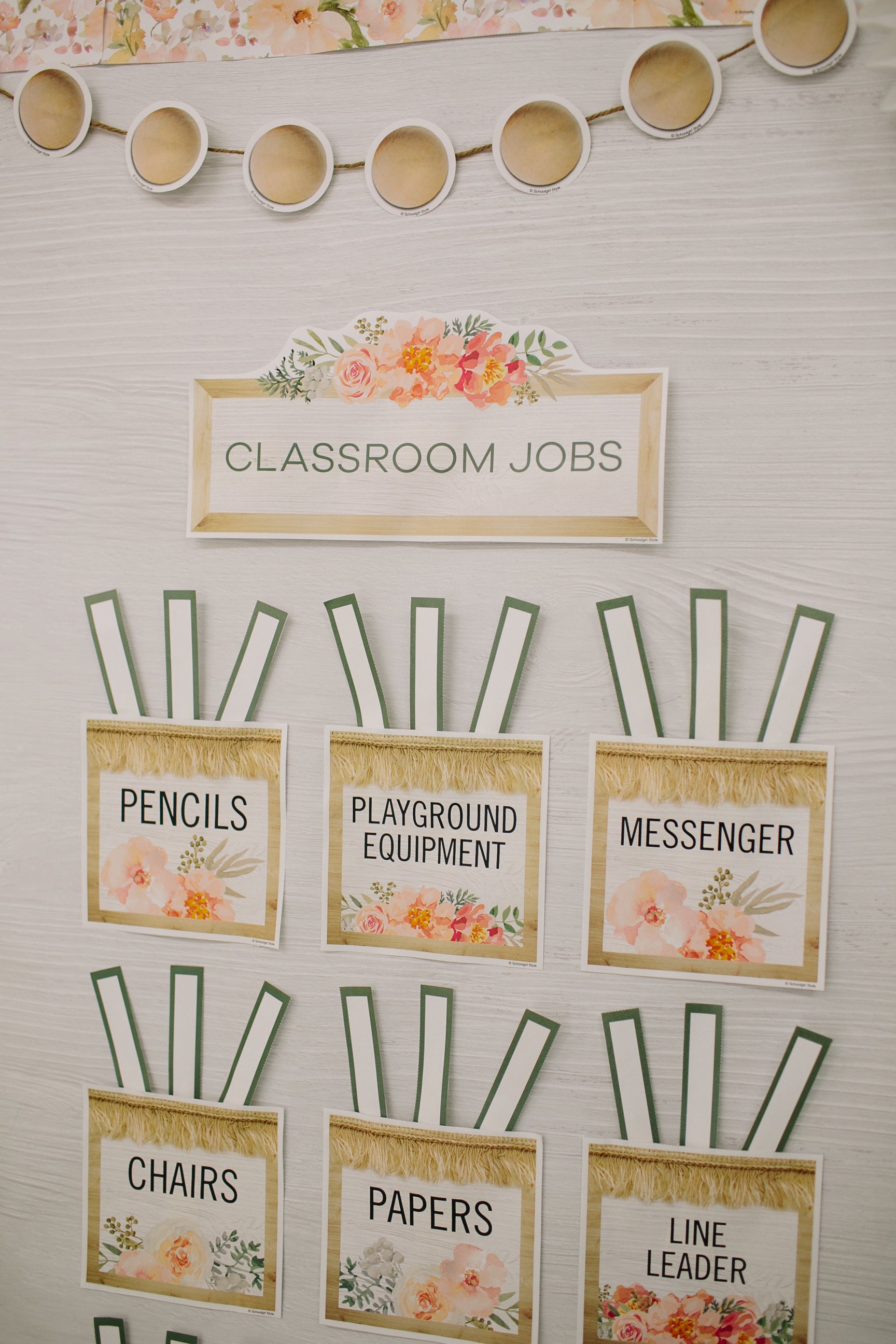 Coral Floral Dream Classroom Decor – Schoolgirl Style