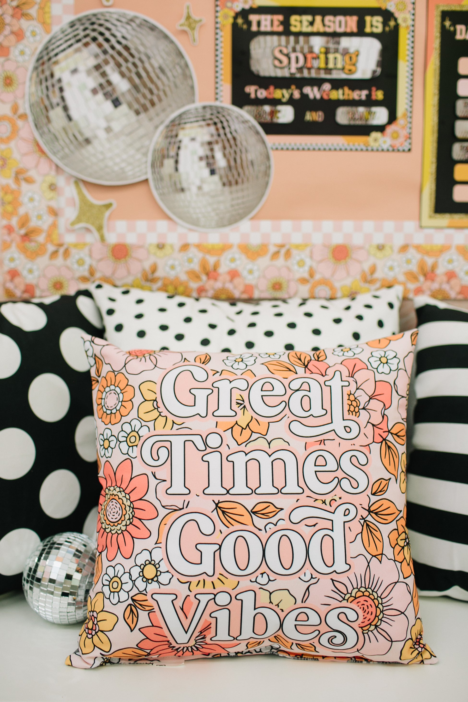 Little Miss Retro Classroom Decor – Schoolgirl Style