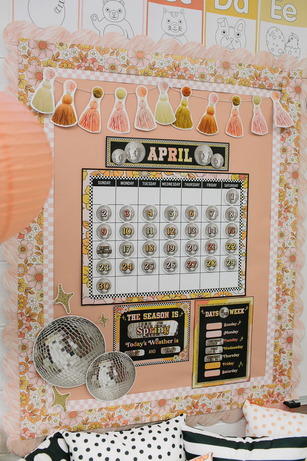 Little Miss Retro Classroom Decor – Schoolgirl Style