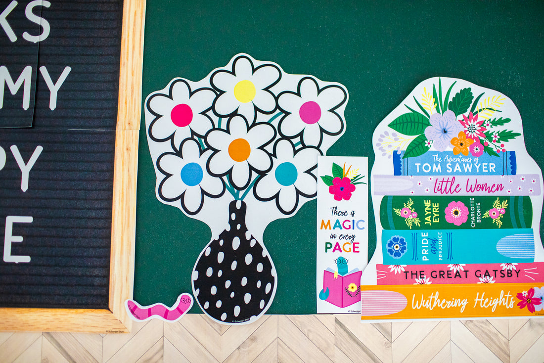Books Are My Happy Place Door Decor – Schoolgirl Style