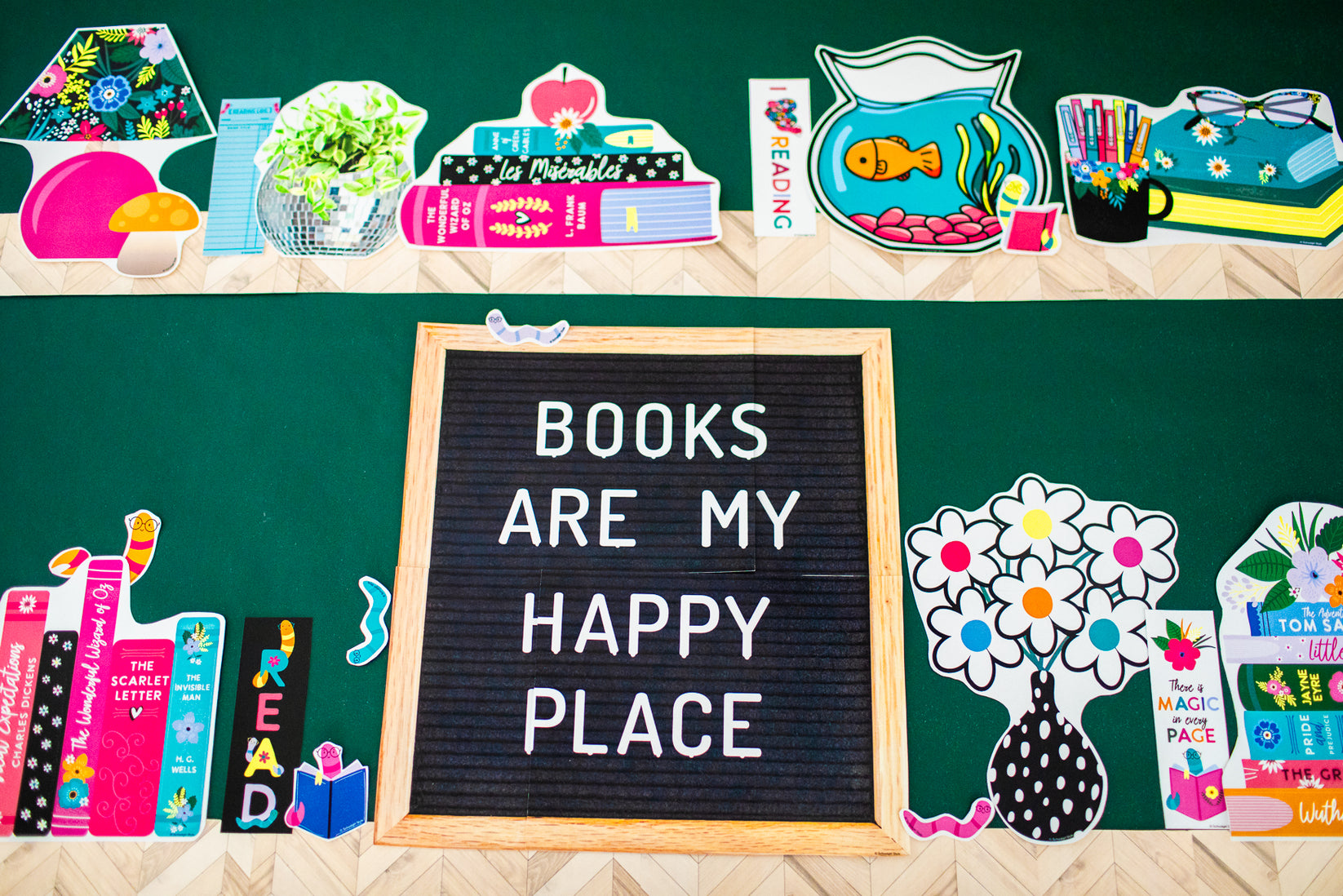 Reading Month | Printable Classroom Decor Bundle – Schoolgirl Style